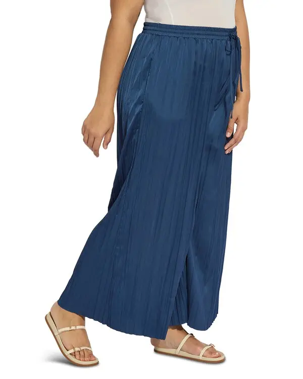 Lyssé The Packable Pleated Palazzo Pants