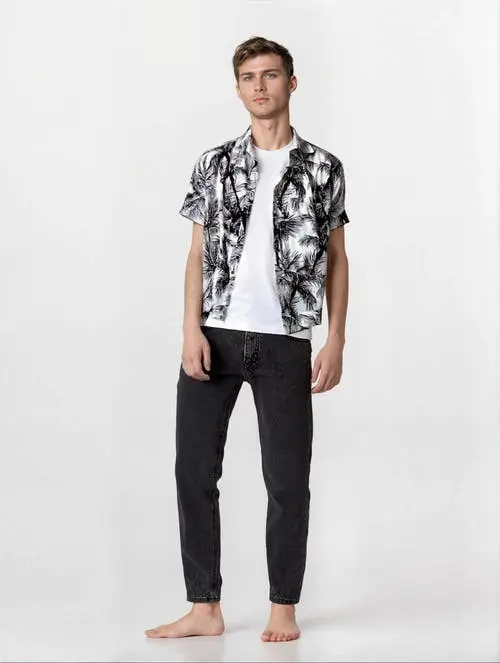 LEDGER & FORD Encinitas Shirt - Black