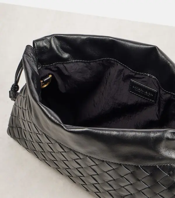 Bottega Veneta Soirée Medium Intrecciato Leather Clutch - Black