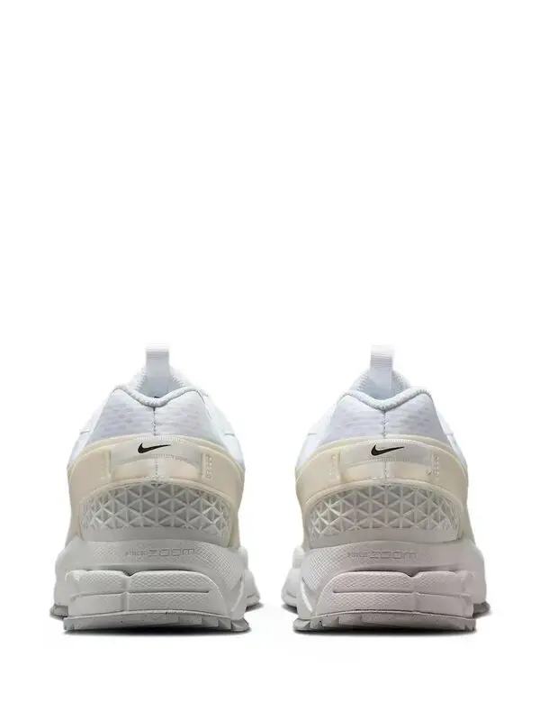 Nike Zoom Vomero 5 Sneakers - White