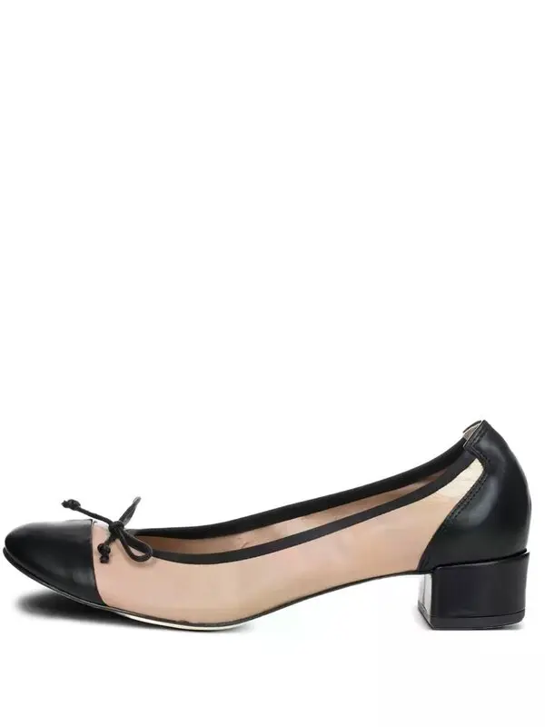 POCHE PARIS Leather Pumps
