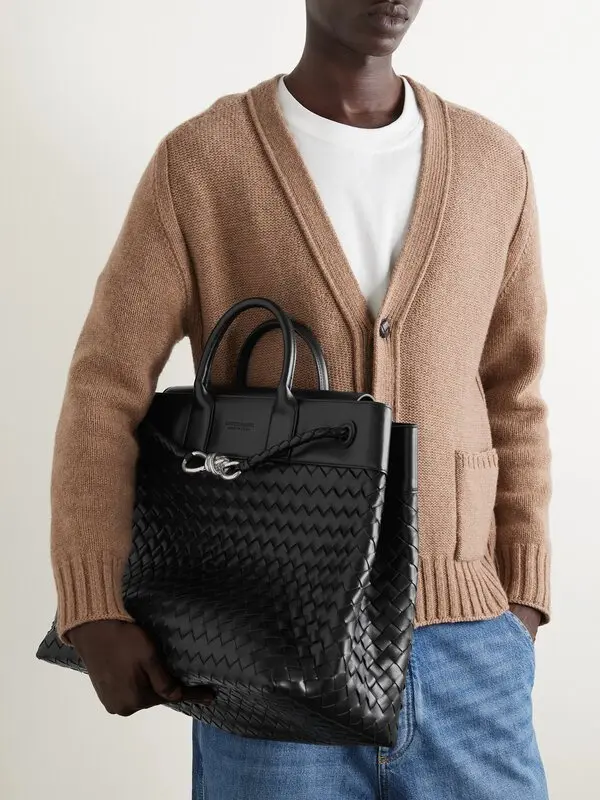 Bottega Veneta Andiamo Large Intrecciato Leather Messenger Bag - Black