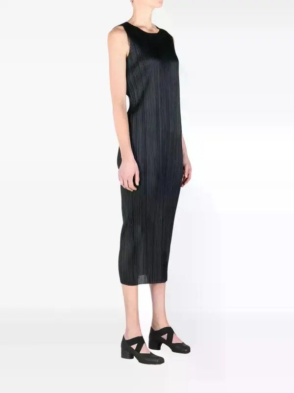 Issey Miyake Fitted Midi Dress - Black
