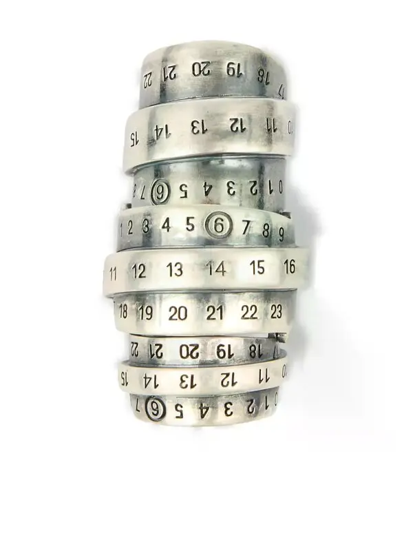 MAISON MARGIELA Numbers Motif Ring - Silver