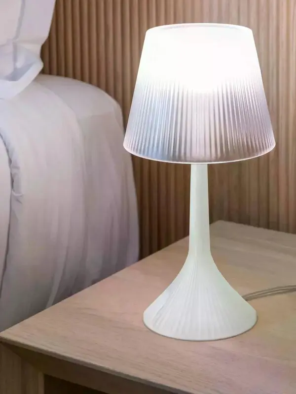 VESTA Embossed Table Lamp