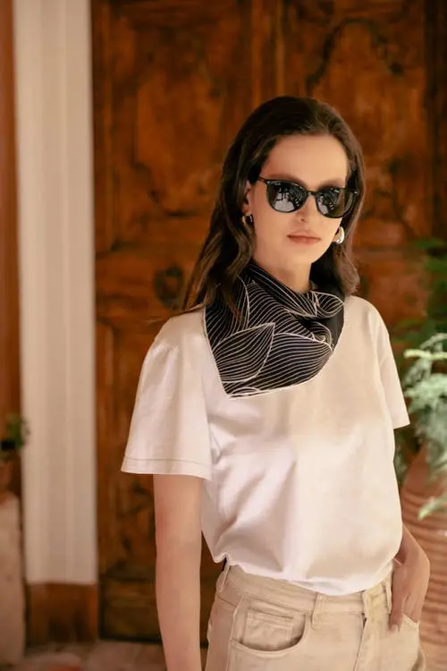ELIZABETTA Fior Di Lotosilk Bandana - Black