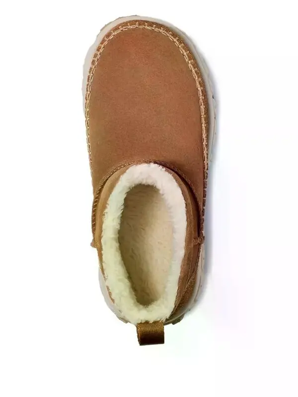 UGG Venture Daze Boots