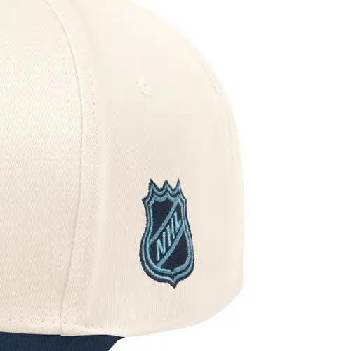 STARTER Boston Bruins Classic Adjustable Hat