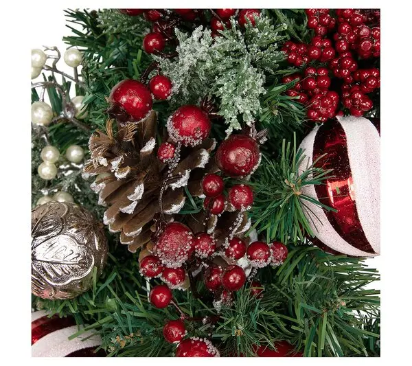 NORTHLIGHT Pine Christmas Wreath Unlit 28