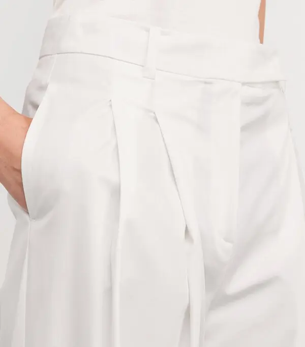 Eleventy Tailored Trousers With Pleated Detail