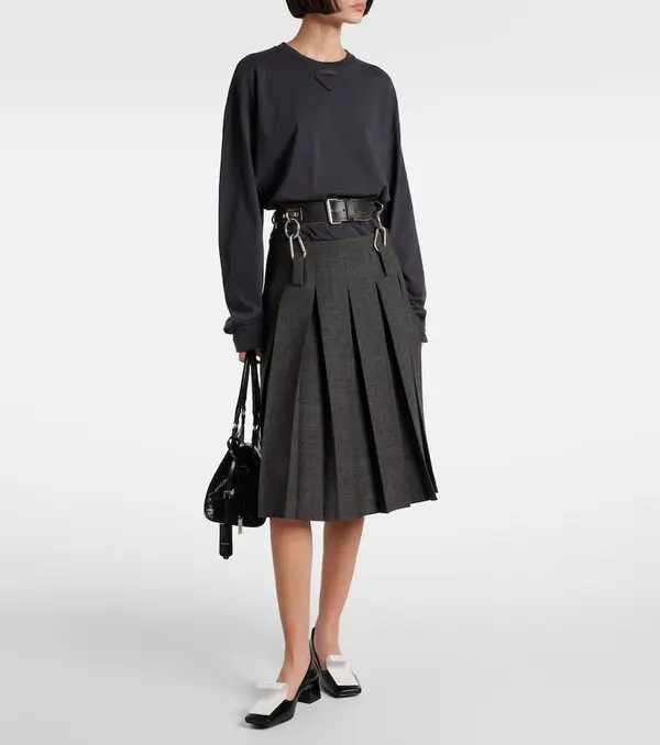 Prada Leather Pumps - Black