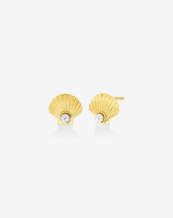 Ring Concierge Seashell Pearl Stud Earrings - One-color