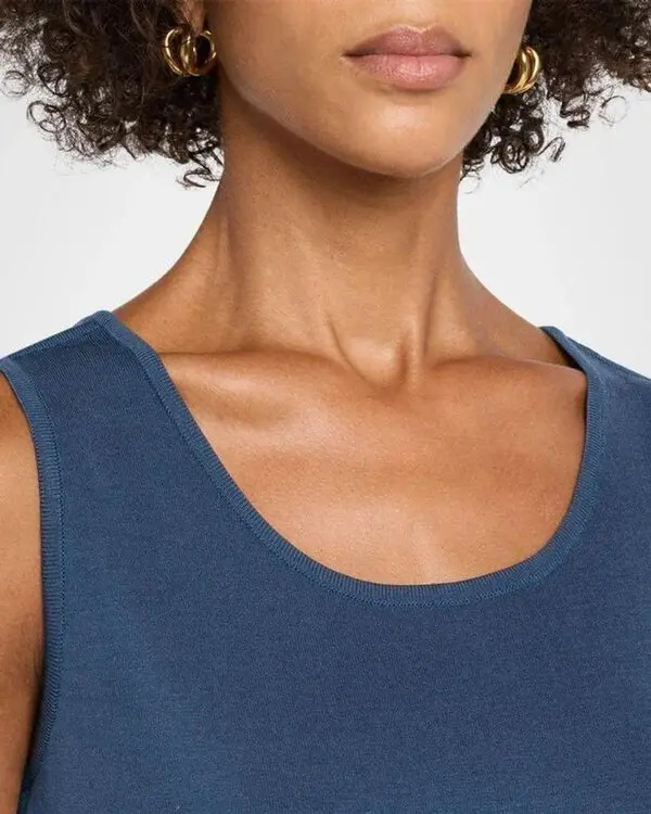 Misook Sleeveless Scoop-neck Tank - Stardust