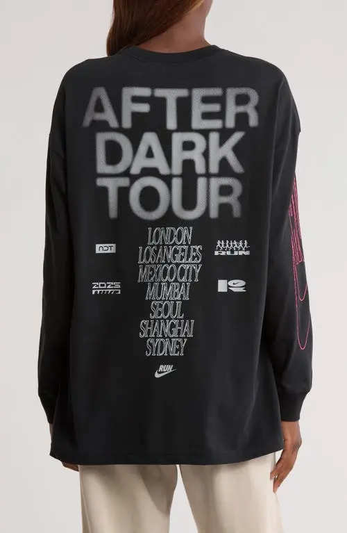 Nike After Dark Tour Oversized Long-Sleeve Graphic T-Shirt In