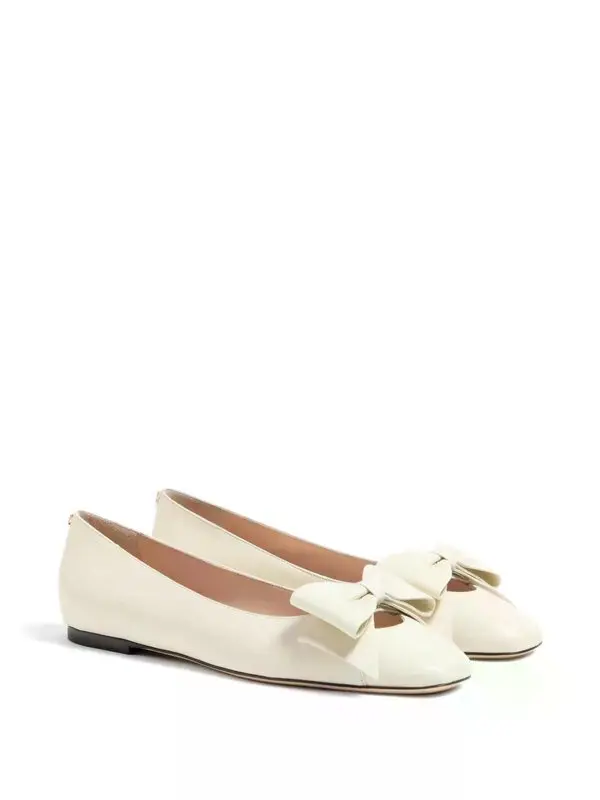 Valentino Garavani Kidskin Ballerina Flats With Bow Detail - Neutrals