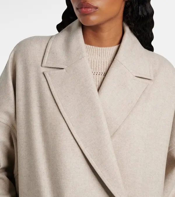 Brunello Cucinelli Oversized Wool Coat - Beige