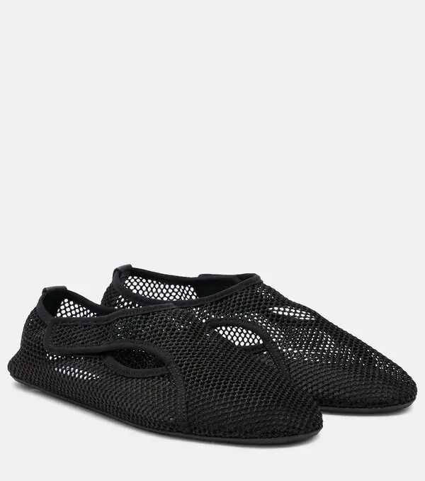 Alaïa Fishnet Slip-on Shoes - Black