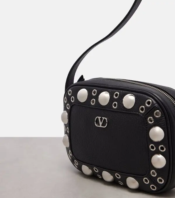 Valentino Garavani Nellcôte Leather Crossbody Bag - Black