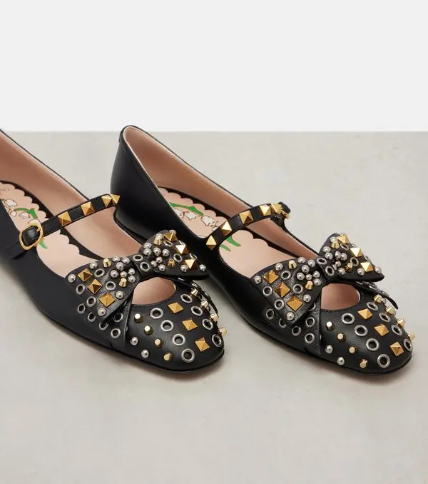 Valentino Garavani Bowow Studded Leather Ballet Flats - Black