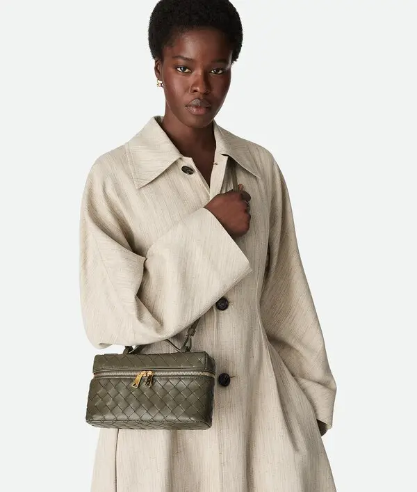 Bottega Veneta Intrecciato Leather Vanity Case - Cypress