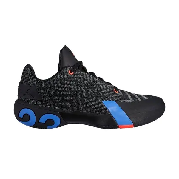 JORDAN Ultra Fly 3 Low Sneakers