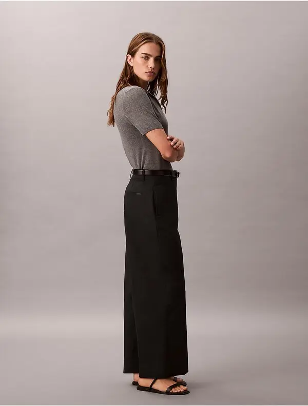 Calvin Klein Wide Leg Cropped Chino Pant - Black
