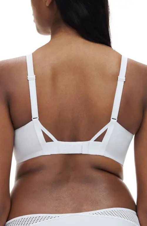 Chantelle Plunge Contour Underwire Bra - White