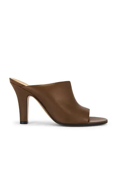 THE ROW Signum Mule - Mousse