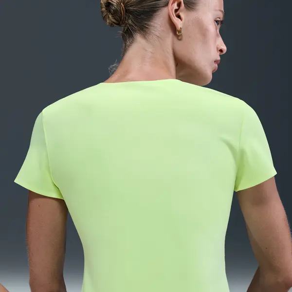 Nike Form Short-sleeve Top