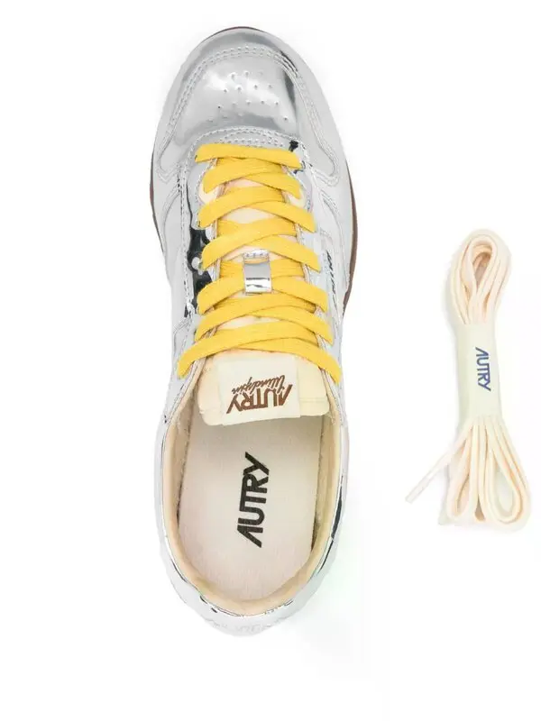AUTRY Medalist Low Sneakers