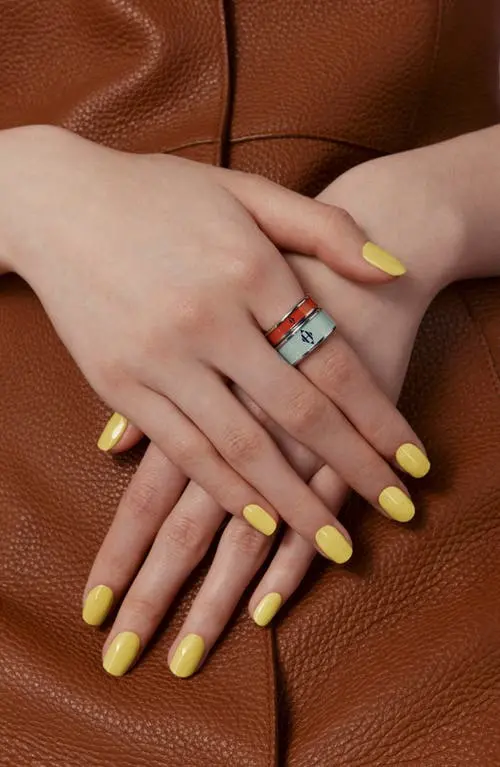 Hermès Les Mains Nail Polish - Jaune Pollen