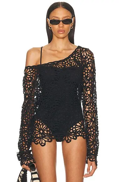 Norma Kamali Off Shoulder Raglan Top - Black