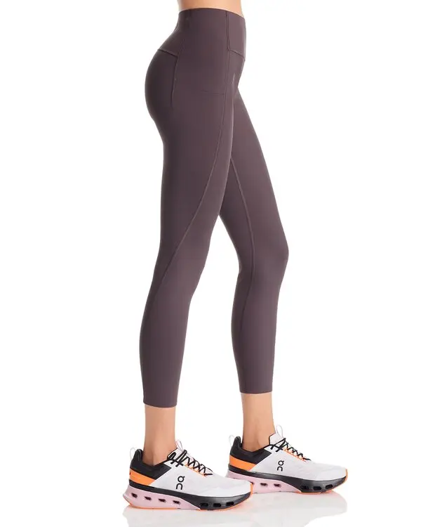 On Studio 7/8 Tights - Pebble