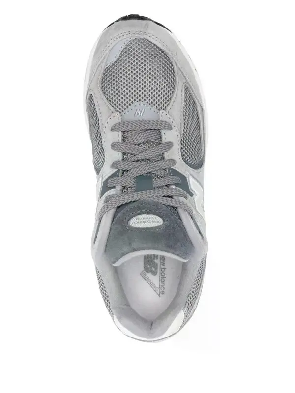 NEW BALANCE M2002 Panelling Sneakers