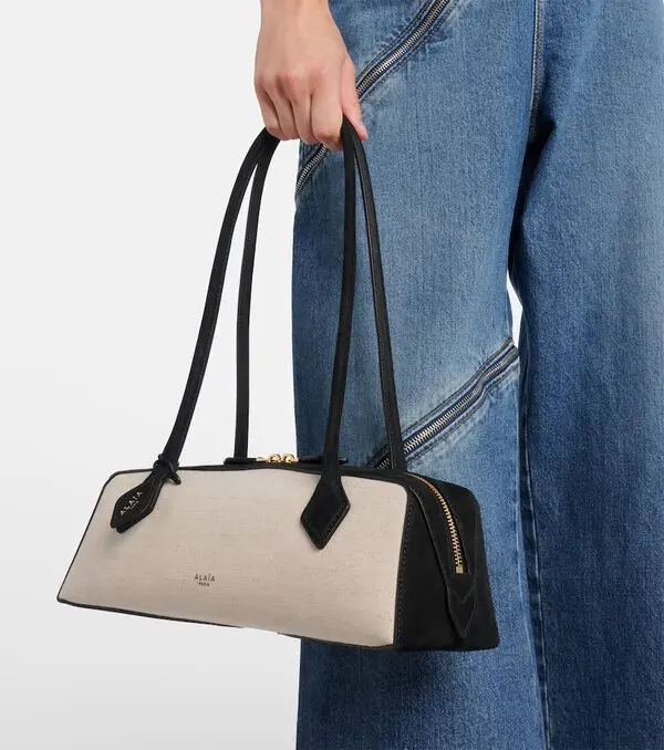 Alaïa Le Teckel Medium Shoulder Bag - Beige