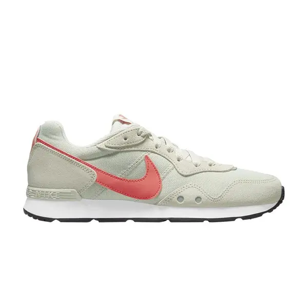 Nike Venture Runner Sneakers - Grey