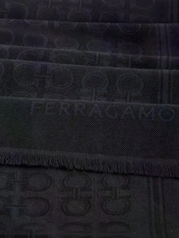 FERRAGAMO Gancini Scarf - Black