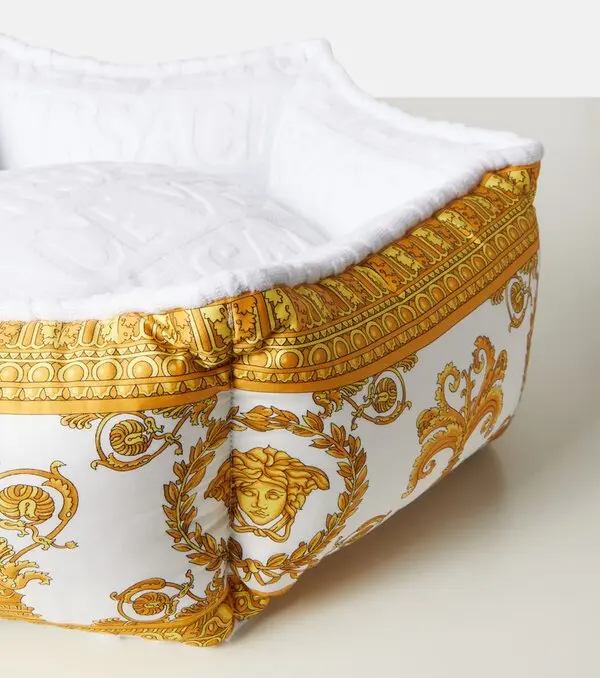Versace I ♡ Baroque Dog Bed - White