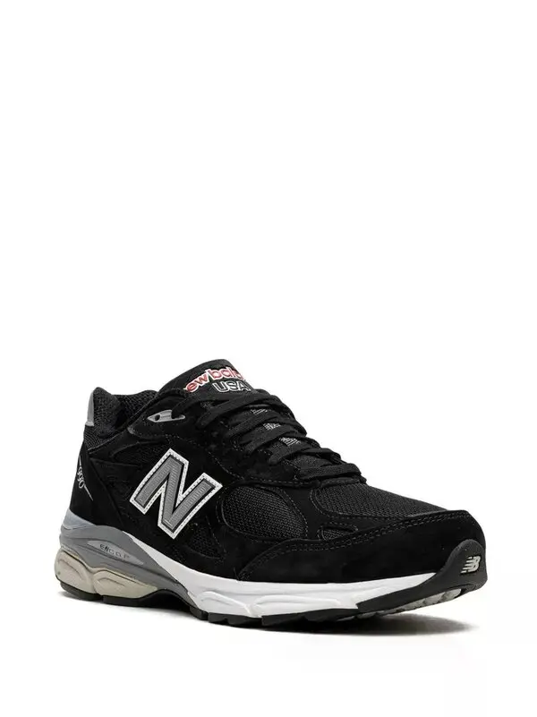 NEW BALANCE 990v3 Low-top Sneakers - Black