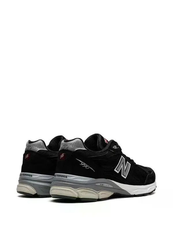 NEW BALANCE 990v3 Low-top Sneakers - Black