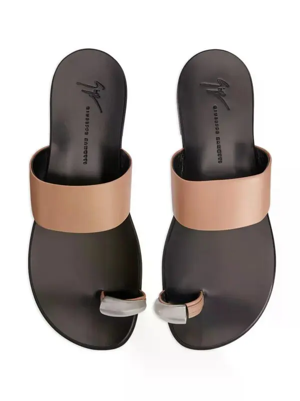 GIUSEPPE ZANOTTI Norbert Leather Toe-loop Sandals - Black