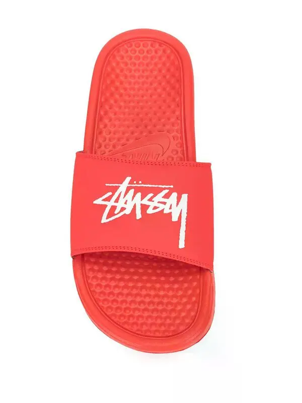 Nike Benassi Slides - Red
