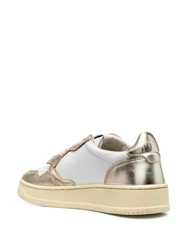 AUTRY Medalist Perforated Sneakers - White