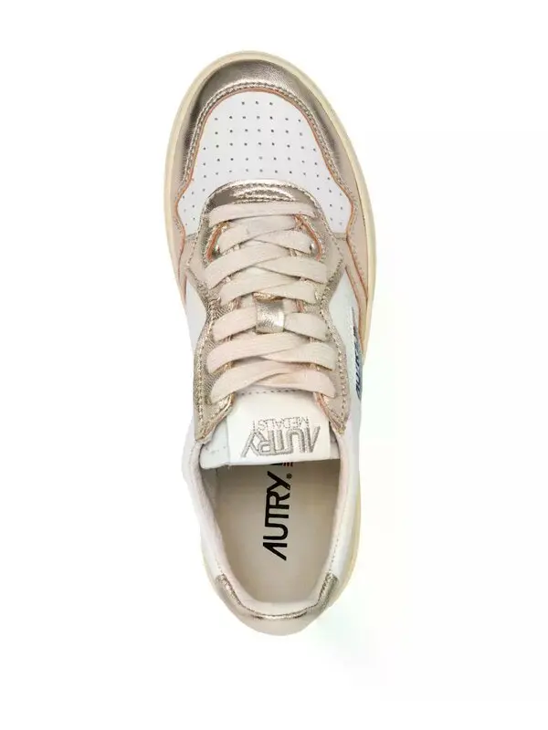 AUTRY Medalist Perforated Sneakers - White