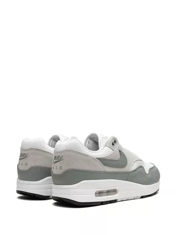 Nike Air Max 1 Sneakers - Green