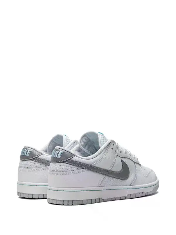 Nike Dunk Low Se Winter Storm Sneakers - White