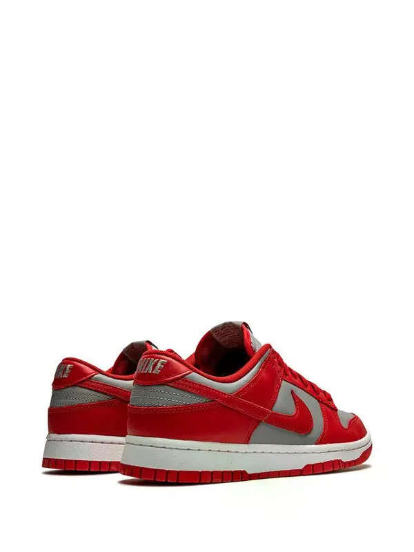 Nike Dunk Low Retro Unlv Sneakers