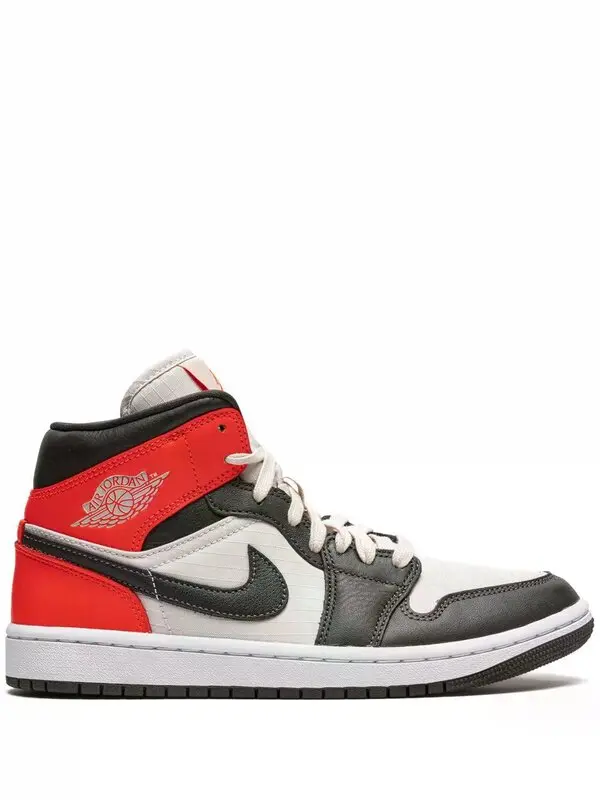JORDAN Air 1 Mid Se Newsprint Sneakers - Black