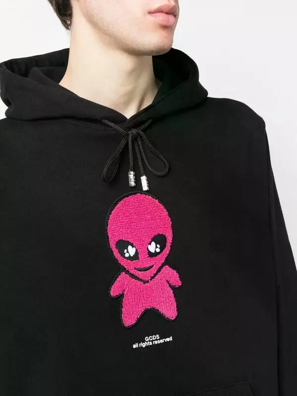 Gcds Cotton Alien-patch Drawstring Hoodie - Black