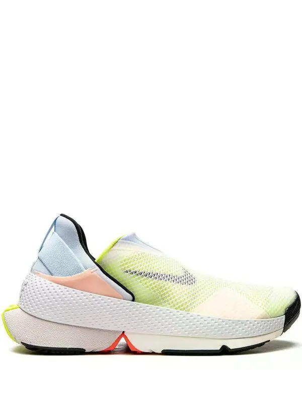 Nike Go Flyease Sneakers